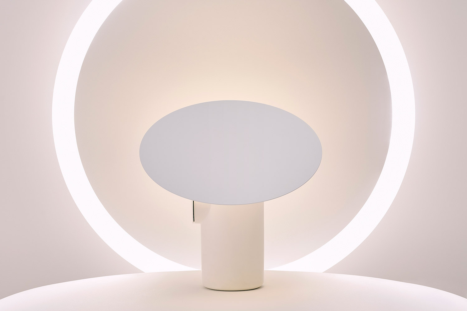 Polar Desk Lamp - INDE.Awards | Our region’s design on the global stage.