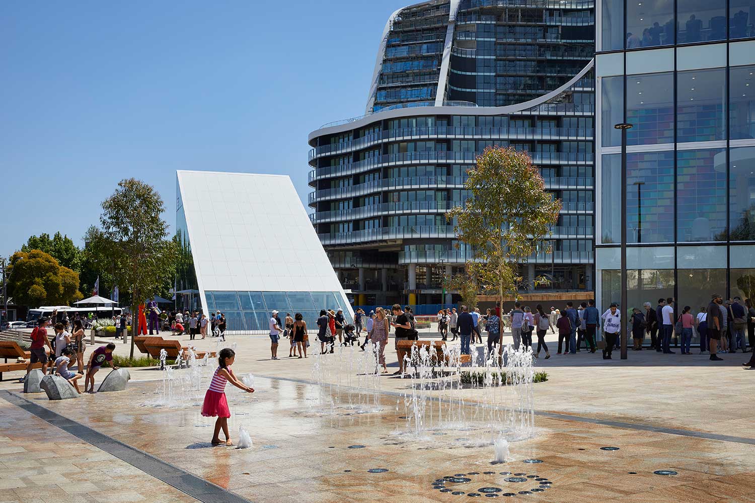 Green Square Library and Plaza - INDE.Awards | Our region’s design on ...