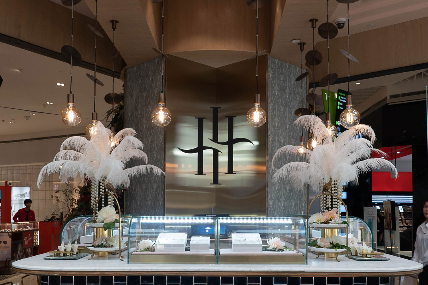 Lee Hwa Jewelspace - Inde Awards | Our region’s design on the global stage.