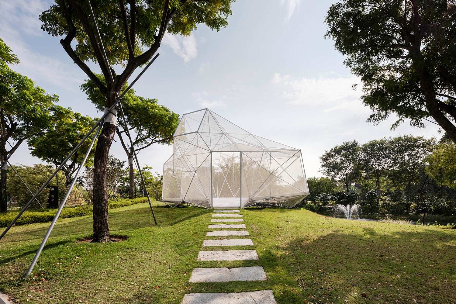 AIRMESH - INDE.Awards | Our region’s design on the global stage.